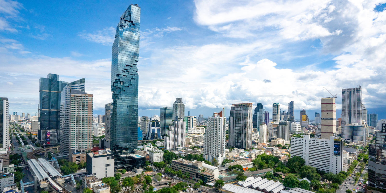 Private jet charter from London to Bangkok - Kull Jet
